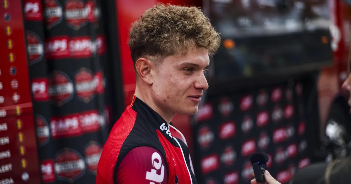 Lennert Van Eetvelt dreigt voor de start van de Tour al met een opgave ...